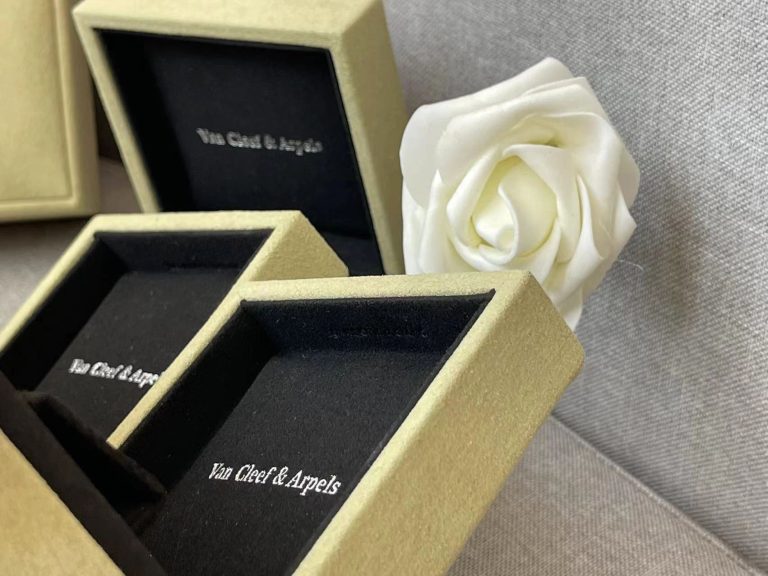 Van Cleef Arpels Jewelry Box And Package | 14K 18K Real Gold Luxury ...