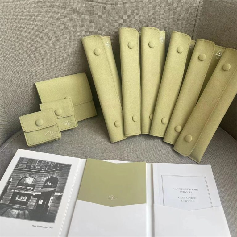 Van Cleef & Arpels Alhambra Jewelry Pouch New Package | 14K 18K Real ...